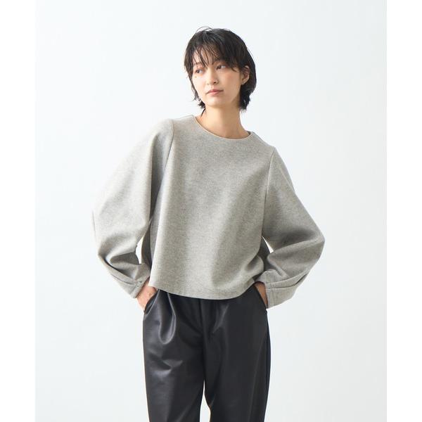 『セール実施中』参考価格：22，000円発売時期：2023年07月コンディション：A（使用感なし）数回使用した程度で使用感が感じられないアイテム参考商品名：「WHYTO. / ホワイト」ダブルニットツイストスリーブトップス参考品番：WHT2...