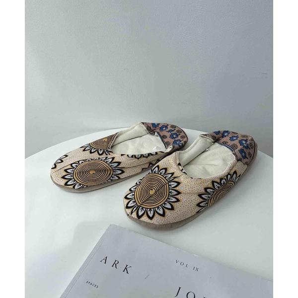 ZOZO問い合わせ番号:105784019ショップ:AS KNOW AS PLUS，アズノゥアズプラスブランド:AS KNOW AS plus，アズノゥアズプラス商品名:アフリカンプリントバブーシュカテゴリ:インテリア>ルームシューズ...