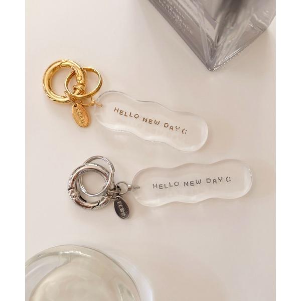 ZOZO問い合わせ番号:105823414ショップ:TONE，トーンブランド:tone，トーン商品名:【ECRu.】ウェーブ クリア キーホルダーカテゴリ:財布/小物>キーホルダーブランド品番:EC0026-Z素材:アクリル樹脂、真鍮...