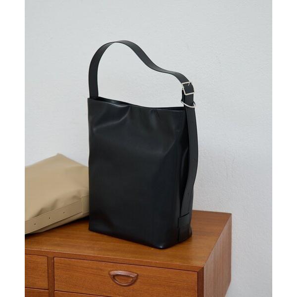 ZOZO問い合わせ番号:105824826ショップ:GALLARDAGALANTE，ガリャルダガランテブランド:GALLARDAGALANTE，ガリャルダガランテ商品名:【MANAKAコラボ】ベルテッドワンショルダーカテゴリ:バッグ>...