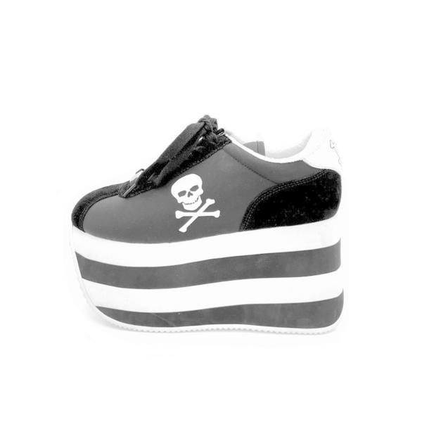 ZOZO問い合わせ番号:105825478ショップ:Jeffrey Campbell，ジェフリーキャンベルブランド:Charla Tedrick，チャーラテドリック商品名:スタッズ ストライプ厚底スニーカーカテゴリ:シューズ>スニーカ...