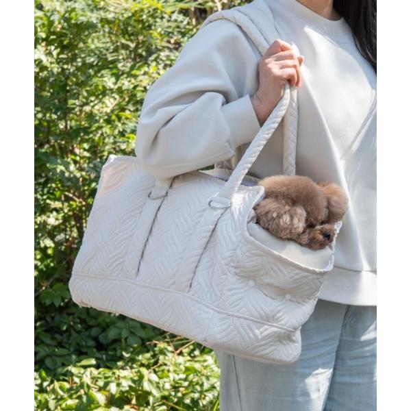 ※このアイテムは返品・交換対象外商品です。ZOZO問い合わせ番号:105866074ショップ:EMOOR，エムールブランド:EMOOR，エムール商品名:愛犬の負担が少ない ケアリーバッグカテゴリ:ペットグッズ>ペット用キャリーケースブ...