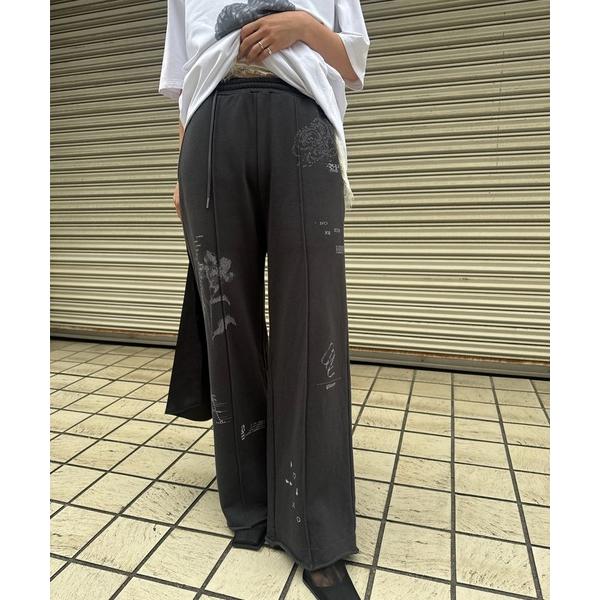 ZOZO問い合わせ番号:106055898ショップ:AMERI VINTAGE，アメリビンテージブランド:Ameri，アメリ商品名:GRAPHIC ART SWEAT PANTSカテゴリ:パンツ>スウェットパンツブランド品番:0126...