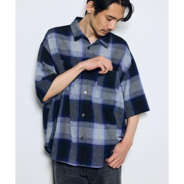 ZOZO問い合わせ番号:106095391ショップ:AZUL BY MOUSSY，アズールバイマウジーブランド:AZUL BY MOUSSY，アズールバイマウジー商品名:チェック半袖SHカテゴリ:トップス>シャツ/ブラウスブランド品番...