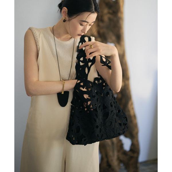 ZOZO問い合わせ番号:106140819ショップ:LAULEN，ローレンブランド:LAULEN，ローレン商品名:botanical cutwork shoulder bag/ボタニカルカットワークショルダーバッグカテゴリ:バッグ>シ...