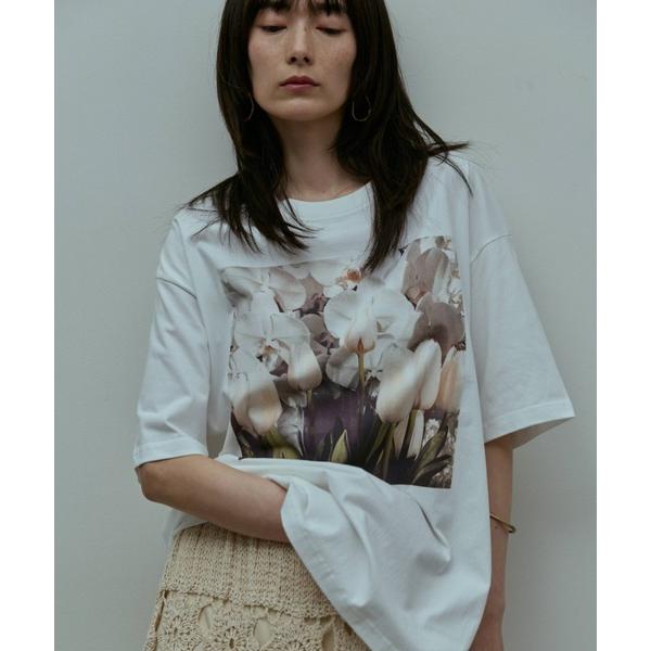 ZOZO問い合わせ番号:106289513ショップ:Avenue，アヴェニューブランド:flaeu，フラユ商品名:Bloom Photo Teeカテゴリ:トップス>Tシャツ/カットソーブランド品番:334262-101-007素材:コ...