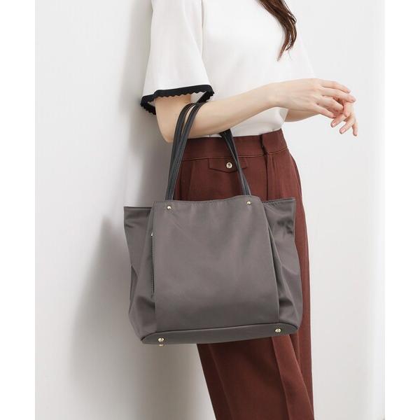 ZOZO問い合わせ番号:106289880ショップ:grove，グローブブランド:grove，グローブ商品名:【撥水・A4】人間工学タック多収納トートカテゴリ:バッグ>トートバッグブランド品番:769-05023-2026-01素材:...