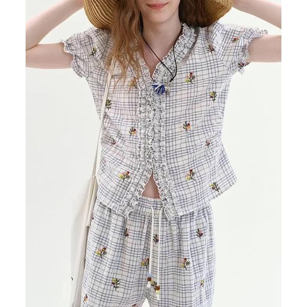 『タイムセール実施中』ZOZO問い合わせ番号:106328553ショップ:chuclla，チュクラブランド:Fano Studios，ファノ ストゥディオズ商品名:フラワー刺繍 チェック柄 フリルトップス FX26S066【Fano Stu...