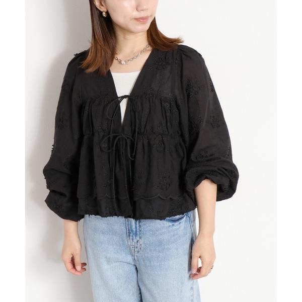 ZOZO問い合わせ番号:106330913ショップ:cepo，セポブランド:cepo，セポ商品名:〈セットアップ対応可能〉3Dフラワーレース刺繍リボンシャツカーディガンカテゴリ:トップス>シャツ/ブラウスブランド品番:CCB-0954...