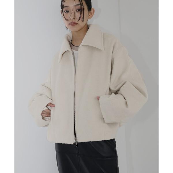参考価格：9，900円発売時期：2024年10月コンディション：B（目立つ使用感なし）使用感が少ない、または気にならないアイテム袖口：毛玉参考商品名：フェイクビーバー ショート丈Wジップブルゾン参考品番：236-636F3011/246-6...