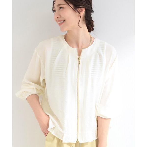 ZOZO問い合わせ番号:106410959ショップ:SHOO・LA・RUE，シューラルーブランド:SHOO・LA・RUE，シューラルー商品名:【洗濯機可/UV/S-LL】程よい透け感 襟元タック シアーブルゾンカテゴリ:ジャケット/アウター...