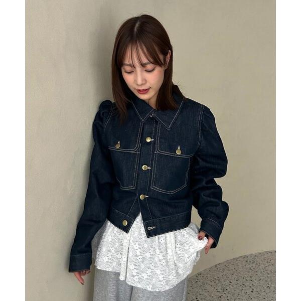 参考価格：12，100円発売時期：2026年01月コンディション：B（目立つ使用感なし）使用感が少ない、または気にならないアイテム全体的：汚れ参考商品名：【@sktnnm企画】金ボタンデニムパフジャケット参考品番：MYZ5061107A00...