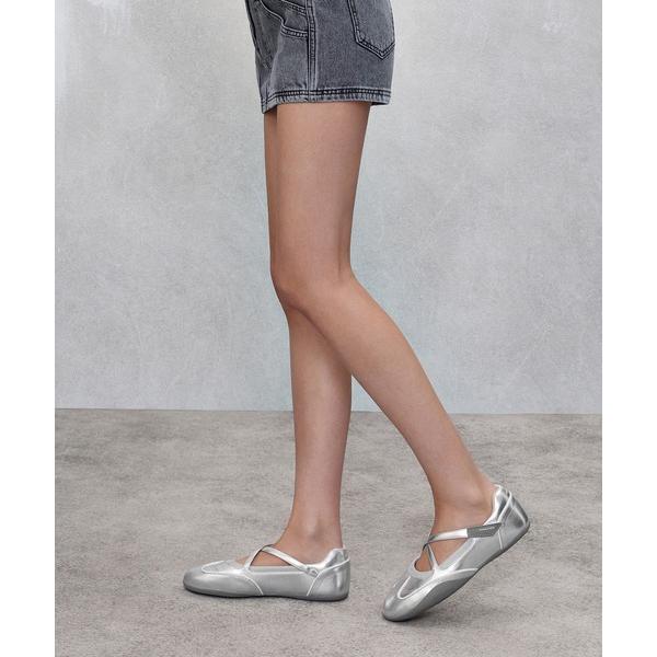 ZOZO問い合わせ番号:106601939ショップ:CHARLES &amp; KEITH，チャールズ＆キースブランド:CHARLES &amp; KEITH，チャールズ &amp; キース商品名:Mika ミカ クロスオーバー メリージェ...