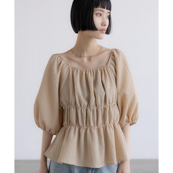 ZOZO問い合わせ番号:106604103ショップ:LOWRYS FARM，ローリーズファームブランド:LOWRYS FARM，ローリーズファーム商品名:オフショルシャーリングＳＳ 680354カテゴリ:トップス>シャツ/ブラウスブラ...