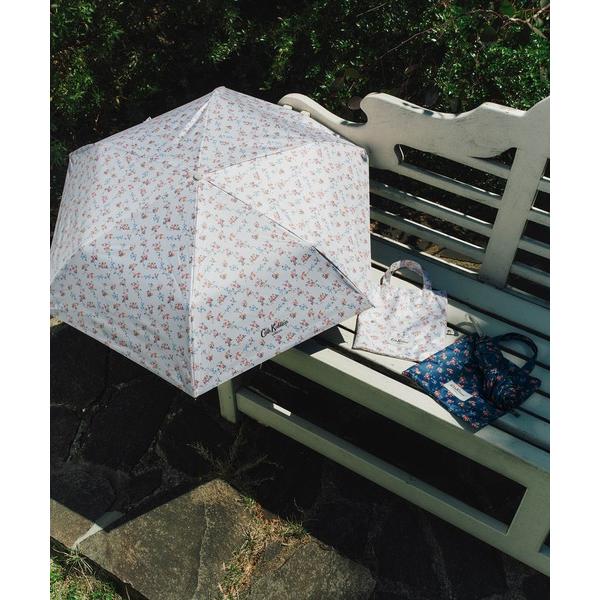 ZOZO問い合わせ番号:106605030ショップ:Cath Kidston，キャス キッドソンブランド:Cath Kidston，キャスキッドソン商品名:折り畳み傘 カーブハンドル Bows＆Roseカテゴリ:ファッション雑貨>折り...