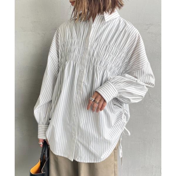 参考価格：7，700円発売時期：2025年07月コンディション：C（やや使用感あり）使用感があり、やや気になる傷や汚れがあるアイテム全体的：保管上のにおい襟周り・袖口：汚れ参考商品名：[Jf Ready Made/ジェイエフレディメイド] ...