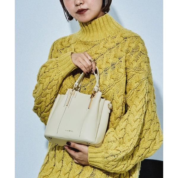参考価格：10，780円発売時期：2024年09月コンディション：B（目立つ使用感なし）使用感が少ない、または気にならないアイテム全体的：汚れ参考商品名：パンチデザインハンドバッグ ハンドバッグ ミニ 2way レディース シンプル ミニバ...