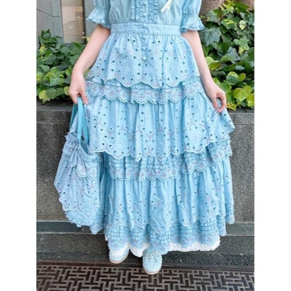 ZOZO問い合わせ番号:106645101ショップ:PINK HOUSE，ピンクハウスブランド:PINK HOUSE，ピンクハウス商品名:フラワーエンブレース使いスカートカテゴリ:スカート>スカートブランド品番:A2161FSY467...