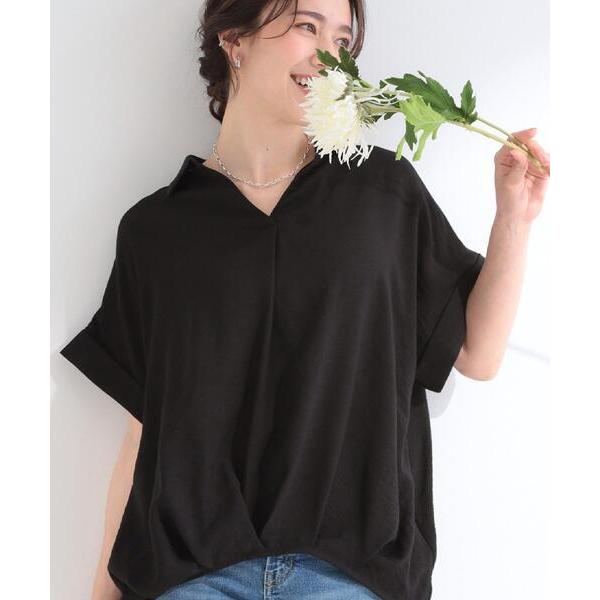 ZOZO問い合わせ番号:106682382ショップ:SHOO・LA・RUE，シューラルーブランド:SHOO・LA・RUE，シューラルー商品名:【ひんやり/S-LL/洗濯機可】インせず着られる 裾タック スキッパーシャツカテゴリ:トップス&g...