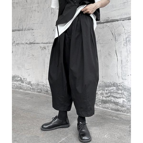 ZOZO問い合わせ番号:106687075ショップ:BUFFALO BOBS，バッファローボブズブランド:JOHNNY WOLF，ジョニーウルフ商品名:ZANOBA クロップド ワイド バレル イージーパンツカテゴリ:パンツ>その他パ...