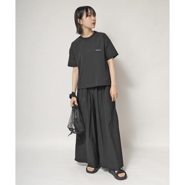 参考価格：12，100円発売時期：2023年04月コンディション：C（やや使用感あり）使用感があり、やや気になる傷や汚れがあるアイテム全体的：汚れ参考商品名：THOUSAND MILE/サウザンドマイル ROOMY FLARE PANTS ...
