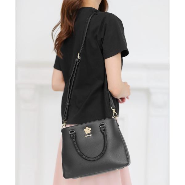 ZOZO問い合わせ番号:106797934ショップ:MARY QUANT，マリークワントブランド:MARY QUANT，マリークワント商品名:ターンロックデイジー 2WAYトートカテゴリ:バッグ>トートバッグブランド品番:226-81...
