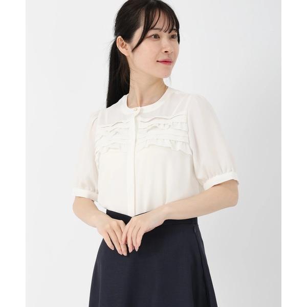 ZOZO問い合わせ番号:106961741ショップ:STRAWBERRY-FIELDS，ストロベリーフィールズブランド:STRAWBERRY-FIELDS，ストロベリーフィールズ商品名:ストレッチジョーゼット_フリルディテールブラウスカテゴ...
