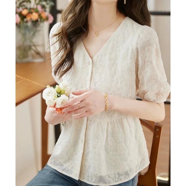 ZOZO問い合わせ番号:107112437ショップ:AMAJI，アマジブランド:AMAJI，アマジ商品名:Vネックブラウス　シフォン　フレア裾　半袖カテゴリ:トップス>シャツ/ブラウスブランド品番:BIL26SS763素材:ポリエステ...