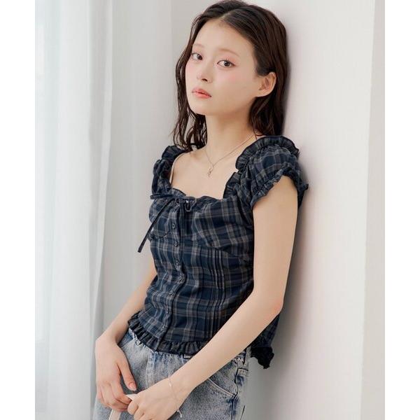 ZOZO問い合わせ番号:107152562ショップ:Chico，チコブランド:Chico，チコ商品名:パフスリーブギャザーブラウスカテゴリ:トップス>シャツ/ブラウスブランド品番:CHZ1061504A0006素材:【C/BEI・C/...