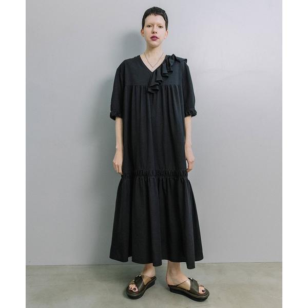 ZOZO問い合わせ番号:107384425ショップ:MARECHAL TERRE，マルシャルテルブランド:MARECHAL TERRE，マルシャルテル商品名:フリルカラーティアードワンピースカテゴリ:ワンピース/ドレス>ワンピースブラ...
