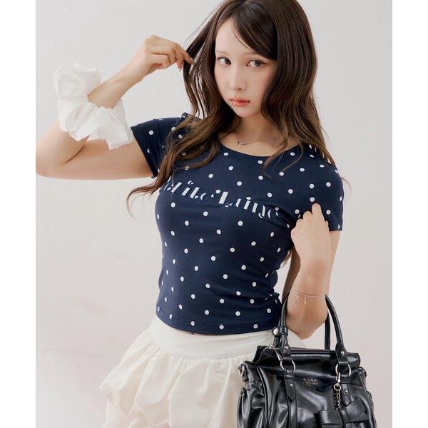 ZOZO問い合わせ番号:107425704ショップ:Chico，チコブランド:Chico，チコ商品名:ドットロゴT+シュシュセットカテゴリ:トップス>Tシャツ/カットソーブランド品番:CHZ1061506A0001素材:【カットソー】...