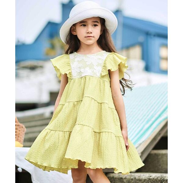 『タイムセール実施中』ZOZO問い合わせ番号:107543432ショップ:BEBE ONLINE STORE，ベベ オンラインストアブランド:BeBe，ベベ商品名:ヨークレースシャーリングティアードワンピースカテゴリ:ワンピース/ドレス&g...
