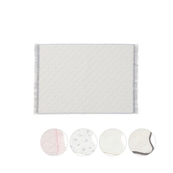 ZOZO問い合わせ番号:107651522ショップ:Francfranc，フランフランブランド:Francfranc，フランフラン商品名:【EC限定】ひんやりキルトラグ フリル S 1400×1000 ライトグレー 冷感 カーペット 滑り止...