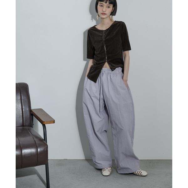 ZOZO問い合わせ番号:107724179ショップ:Auntie Rosa，アンティローザブランド:THE YOn，ザヨン商品名:ナイロンイージーカーブパンツカテゴリ:パンツ>その他パンツブランド品番:TY00000544素材:ナイロ...