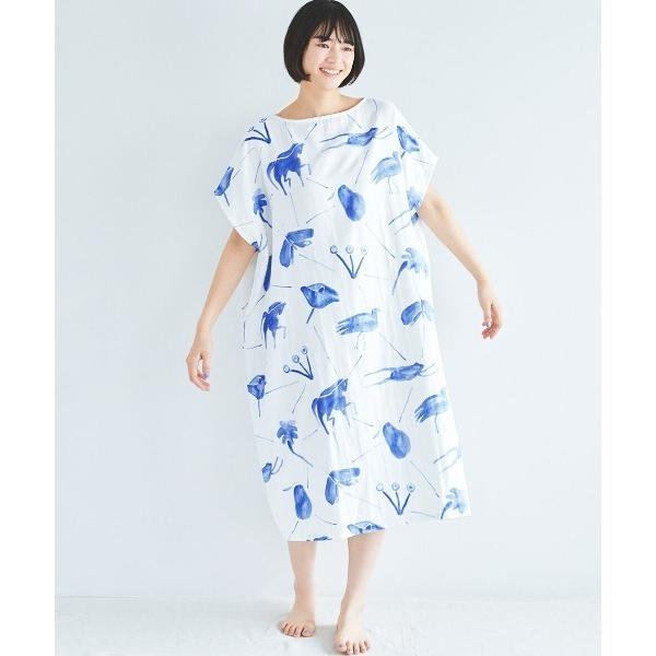 ZOZO問い合わせ番号:107880132ショップ:FELISSIMO，フェリシモブランド:flufeel，フラフィール商品名:Ｌｅｅ　Ｉｚｕｍｉｄａ×ｆｌｕｆｅｅｌ　心地よい夢を紡ぐ星図を描いた　着るバスタオル〈ブルー〉カテゴリ:インテリ...