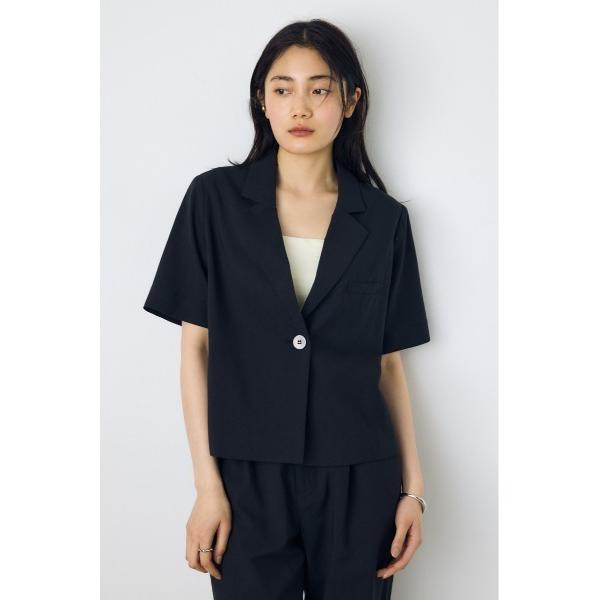 ZOZO問い合わせ番号:107956989ショップ:AZUL BY MOUSSY，アズールバイマウジーブランド:AZUL BY MOUSSY，アズールバイマウジー商品名:クロップドハーフスリーブジャケットカテゴリ:ジャケット/アウター&gt...