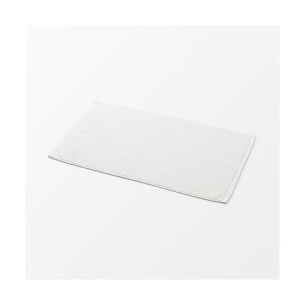 ※このアイテムは返品・交換対象外商品です。ZOZO問い合わせ番号:107997577ショップ:無印良品，ムジルシリョウヒンブランド:無印良品，ムジルシリョウヒン商品名:残糸を一部に使った　バスマット　３６×６０ｃｍカテゴリ:インテリア&gt...