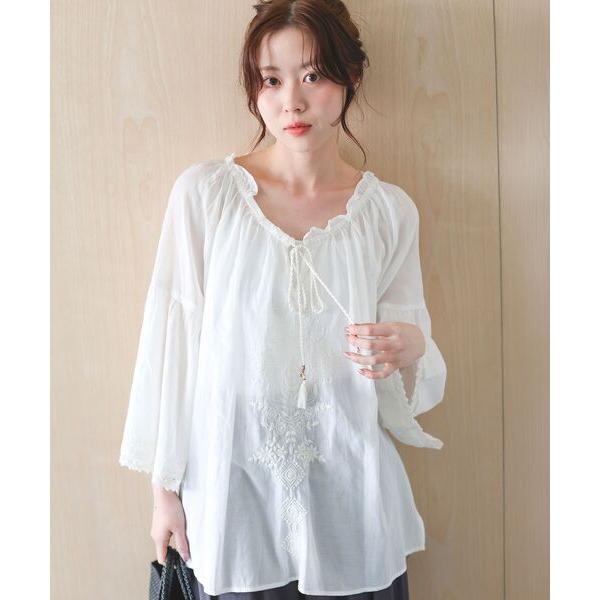 ZOZO問い合わせ番号:108037402ショップ:le.coeur blanc，ルクールブランブランド:le.coeur blanc，ルクールブラン商品名:Fanaka刺しゅうレースブラウスカテゴリ:トップス>シャツ/ブラウスブラン...