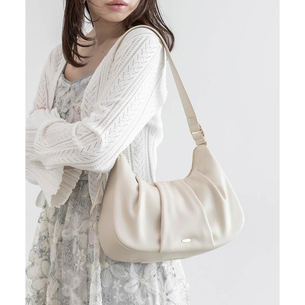 ZOZO問い合わせ番号:108151977ショップ:RANDA，ランダブランド:RANDA，ランダ商品名:ギャザーデザインショルダーバッグカテゴリ:バッグ>ショルダーバッグブランド品番:FB37357素材:合成皮革（スムース）原産国:...