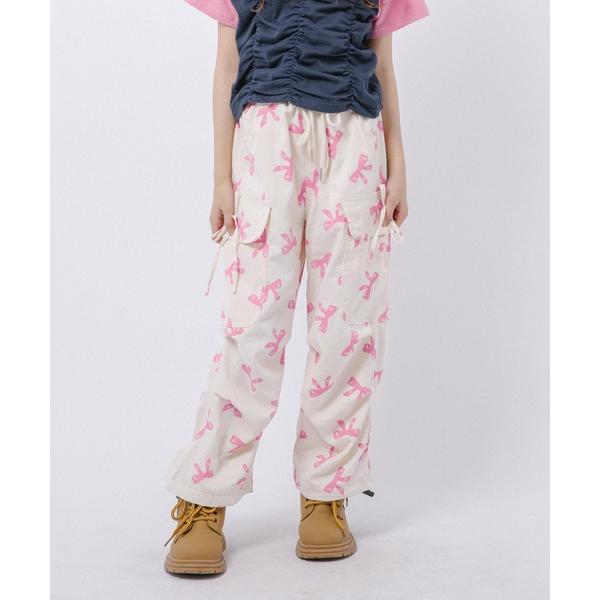 『タイムセール実施中』ZOZO問い合わせ番号:108271293ショップ:moredays store，モアデイズ・ストアブランド:URBAN CHERRY，アーバンチェリー商品名:リボンプリントカーゴパンツカテゴリ:パンツ>カーゴパ...