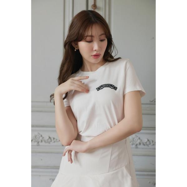 ZOZO問い合わせ番号:108272637ショップ:Her lip to，ハーリップトゥブランド:Her lip to，ハーリップトゥー商品名:HLT Bow-Embroidered Teeカテゴリ:トップス>Tシャツ/カットソーブラ...