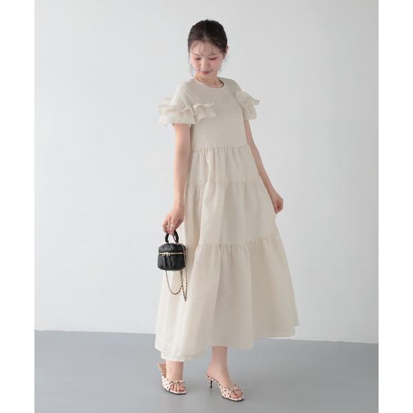 ZOZO問い合わせ番号:108274008ショップ:Fit more，フィットモアブランド:Fit more，フィットモア商品名:ジャガード袖フリルティアードワンピースカテゴリ:ワンピース/ドレス>ワンピースブランド品番:f5d620...
