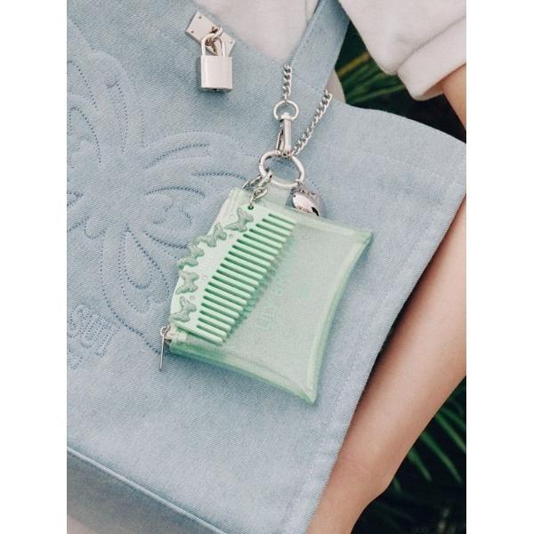 ZOZO問い合わせ番号:108311885ショップ:LILY BROWN，リリー ブラウンブランド:LILY BROWN，リリーブラウン商品名:【LILY BROWN×ANNA SUI】コームポーチセットチャームカテゴリ:財布/小物>...