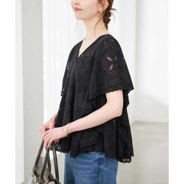ZOZO問い合わせ番号:108541647ショップ:IENA，イエナブランド:SLOBE IENA，スローブイエナ商品名:《追加2》レースフリルVネックブラウスカテゴリ:トップス>シャツ/ブラウスブランド品番:260519120201...