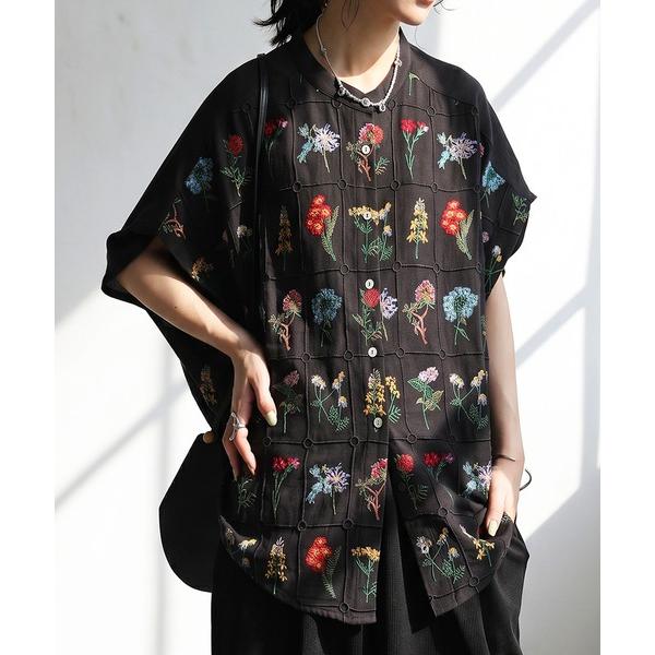 ZOZO問い合わせ番号:108544532ショップ:antiqua，アンティカブランド:antiqua，アンティカ商品名:バンドカラー 花柄 刺繍 シャツカテゴリ:トップス>シャツ/ブラウスブランド品番:UK-00148素材:表地：レ...