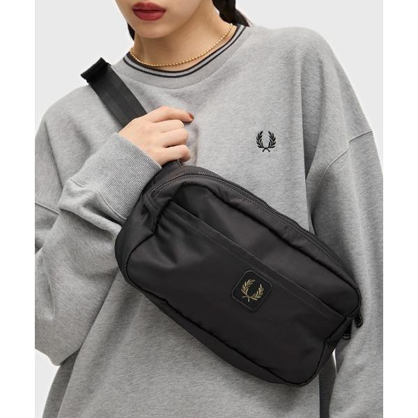 ZOZO問い合わせ番号:109127814ショップ:FRED PERRY，フレッドペリーブランド:FRED PERRY，フレッドペリー商品名:Crinkle Nylon Crossbody／クリンクルナイロンクロスボディバッグカテゴリ:バッ...