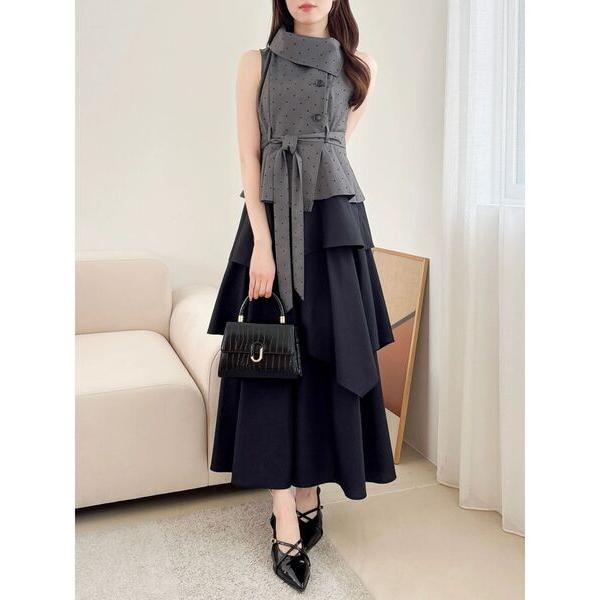 ZOZO問い合わせ番号:109564059ショップ:dazzlin，ダズリンブランド:dazzlin，ダズリン商品名:イレヘムティアードトレンチワンピースカテゴリ:ワンピース/ドレス>ワンピースブランド品番:022640302901素...