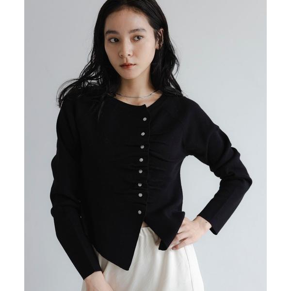 ZOZO問い合わせ番号:109762152ショップ:LOWRYS FARM，ローリーズファームブランド:LOWRYS FARM，ローリーズファーム商品名:アシメギャザーボタンカーディガン　1063706カテゴリ:トップス>ニット/セー...