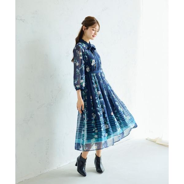 ZOZO問い合わせ番号:110081153ショップ:Rose Tiara，ローズティアラブランド:Rose Tiara，ローズティアラ商品名:チェックonフラワーフリルカラーワンピースカテゴリ:ワンピース/ドレス>ワンピースブランド品...