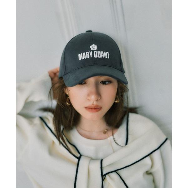 ZOZO問い合わせ番号:110311716ショップ:VIS，ビスブランド:MARY QUANT，マリークワント，VIS，ビス商品名:「MARY QUANT×VIS」ロゴ刺繍スエードキャップカテゴリ:帽子>キャップブランド品番:2026...